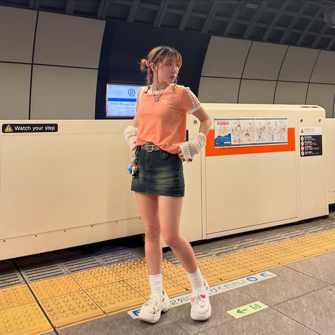 最近よく耳にするY2Kファッションとは？20年前のトレンドの再来 | 古着 Digder